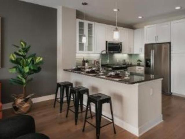 3 Br, 2 bath, Apartment 16725 E Avenue of the Fountains