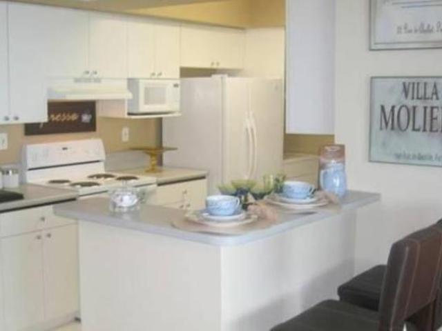 3 Br, 2 bath, Apartment 16900 North Bay Road