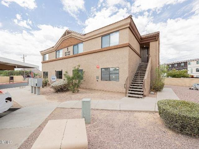 3 Br, 2 bath, Apartment 16033 N 25th Street