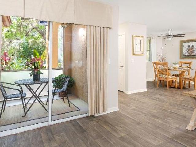 3 Br, 2 bath, Apartment 1632 North Federal Highway