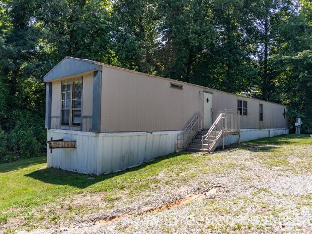 3 Br, 2 bath, Apartment 1760 Peaceful Lane