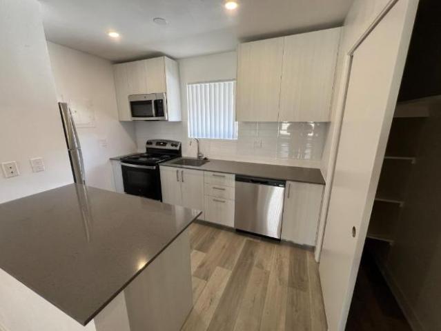 3 Br, 2 bath, Apartment 1718 S Jentilly Lane