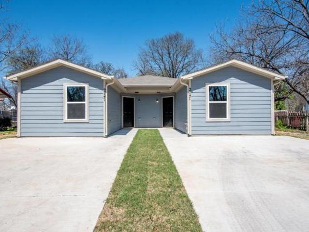 3 Br, 2 bath, Apartment 217 East 12th St