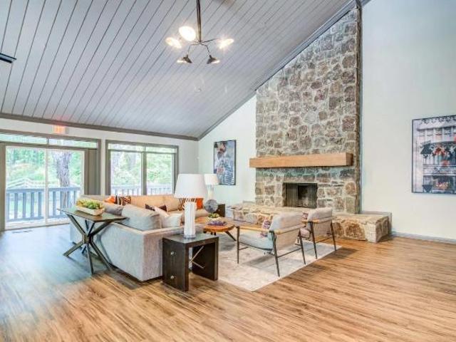 3 Br, 2 bath, Apartment 2350 Cobb Pkwy SE