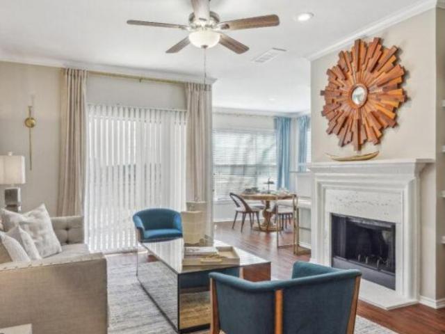 3 Br, 2 bath, Apartment 2551 Hall Johnson Road