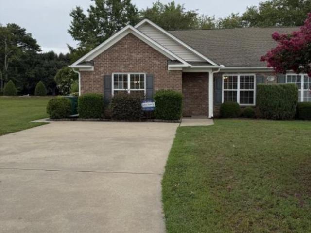 3 Br, 2 bath, Apartment 2556a Saddleback Dr