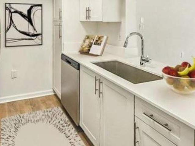 3 Br, 2 bath, Apartment 250 NW 130th Ave