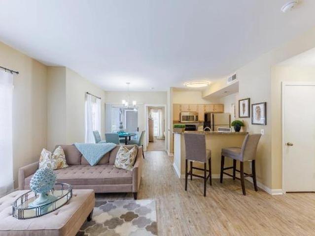 3 Br, 2 bath, Apartment 2620 Lejuene Dr