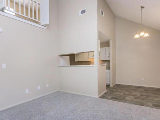 3 Br, 2 bath, Apartment 2701 Willow Bend Dr