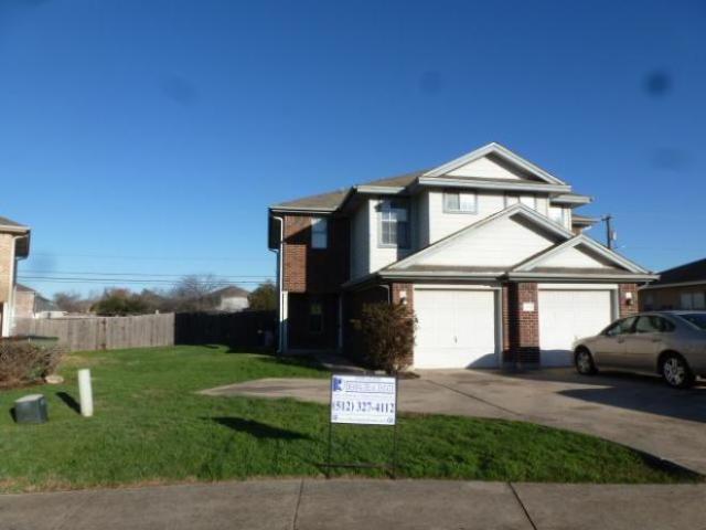 3 Br, 2 bath, Apartment 2867 Southampton Way