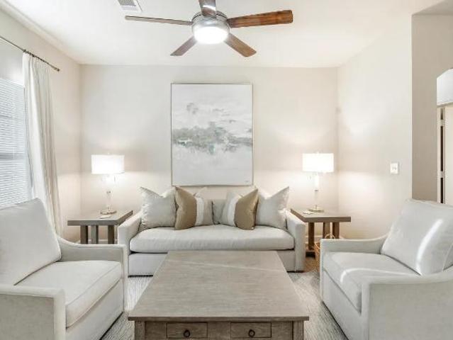 3 Br, 2 bath, Apartment 2998 Old Taylor Rd