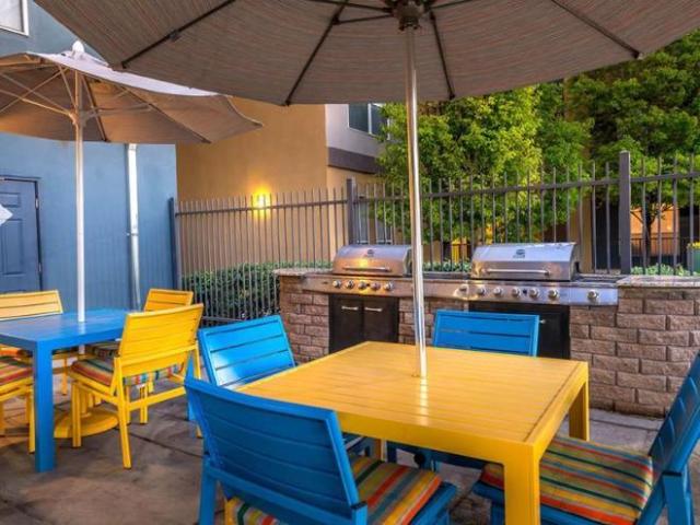 3 Br, 2 bath, Apartment 3550 Old Airport Rd NW