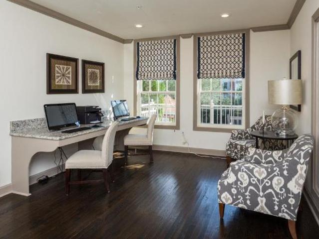 3 Br, 2 bath, Apartment 3558 Piedmont Rd NE