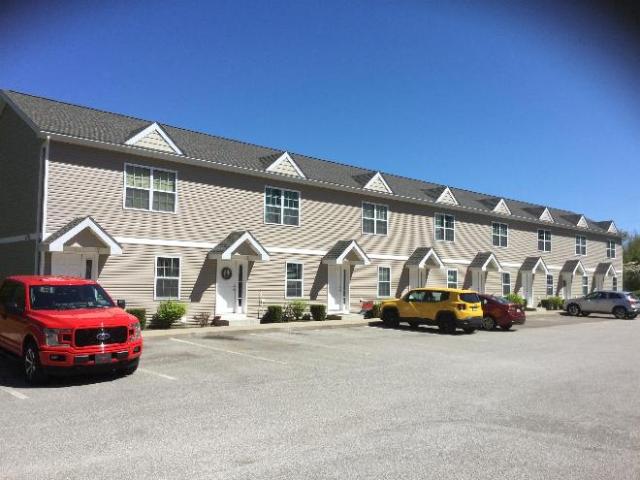 3 Br, 2 bath, Apartment 3525 Polly Drive