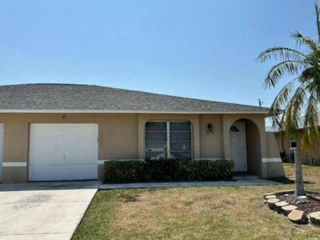 3 Br, 2 bath, Apartment 3614/3616 Southwest 7th Place