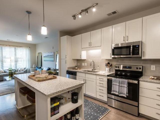 3 Br, 2 bath, Apartment 3710 Exchange Glenwood Place
