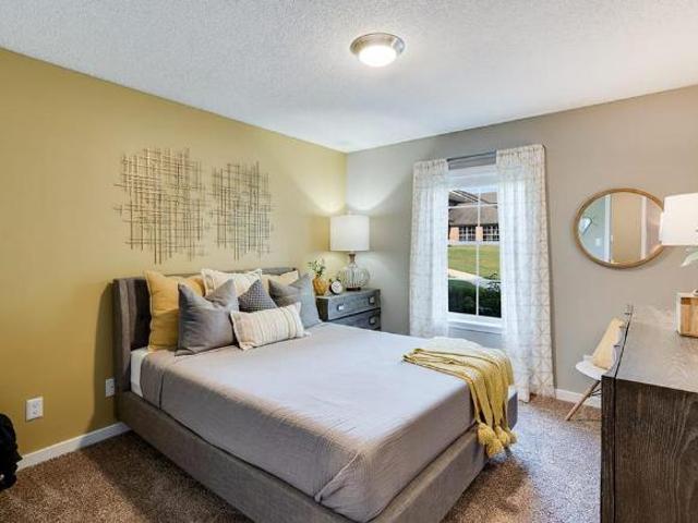 3 Br, 2 bath, Apartment 385 Nail Rd