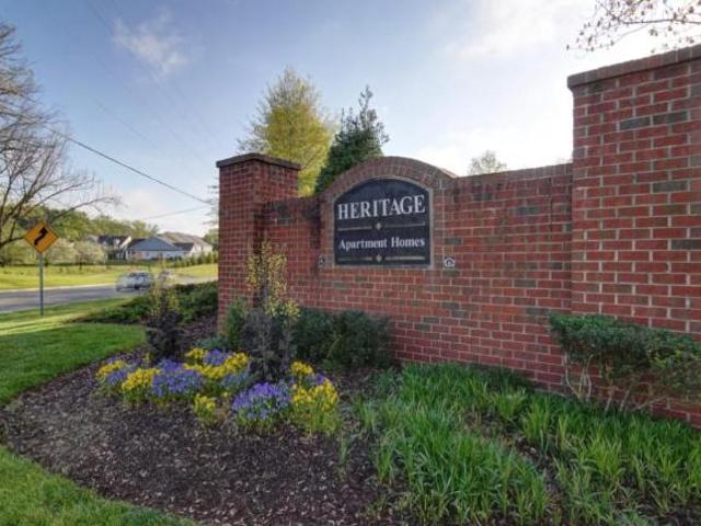 3 Br, 2 bath, Apartment 405 Thomas Burke Dr
