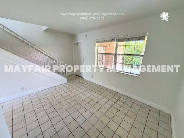 3 Br, 2 bath, Apartment 4100 NW 16th Ave