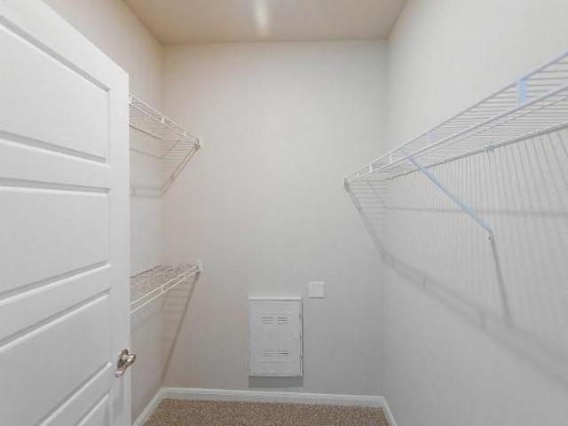 3 Br, 2 bath, Apartment 4490 Popps Ferry Rd