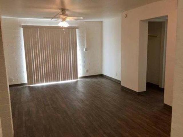 3 Br, 2 bath, Apartment 4540 N 39th Ave