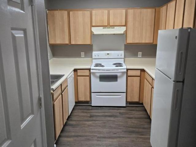 3 Br, 2 bath, Apartment 50 Pinnacle Place