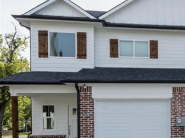 3 Br, 2 bath, Apartment 523 N Preston Ave