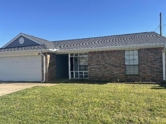 3 Br, 2 bath, Apartment 5313 Langford Lane