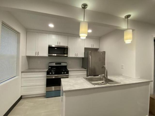3 Br, 2 bath, Apartment 5622 Midwood Ave