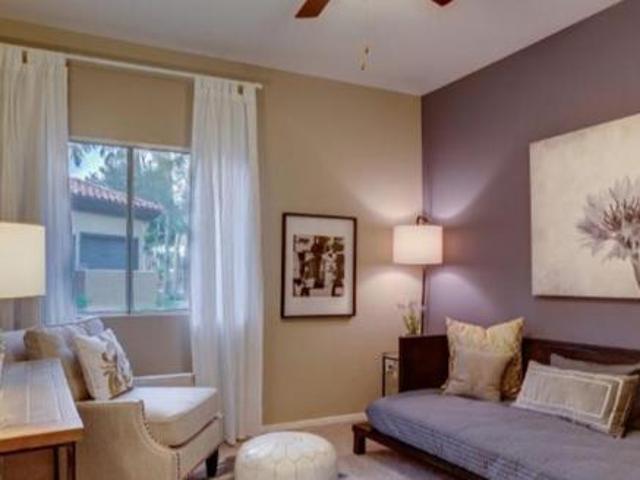 3 Br, 2 bath, Apartment 5635 E Bell Road