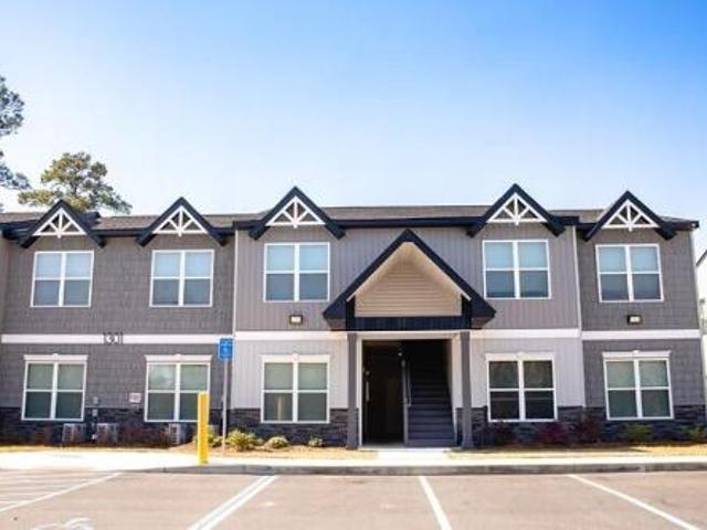 3 Br, 2 bath, Apartment 609 Lupo Lane