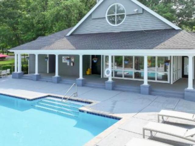 3 Br, 2 bath, Apartment 6000 Delta Crossing Ln