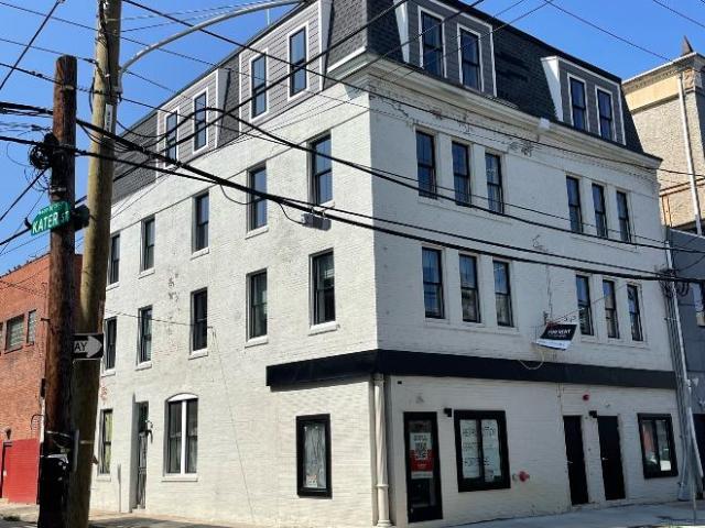 3 Br, 2 bath, Apartment 610 South 6th Street