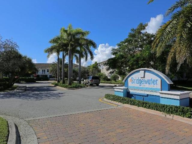 3 Br, 2 bath, Apartment 6116 Yellow Sun Drive