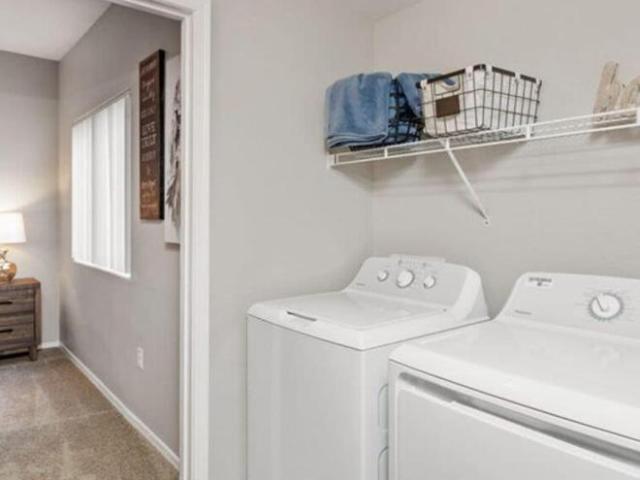 3 Br, 2 bath, Apartment 6751 W Indian School Rd