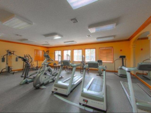 3 Br, 2 bath, Apartment 7350 NW 4th Street