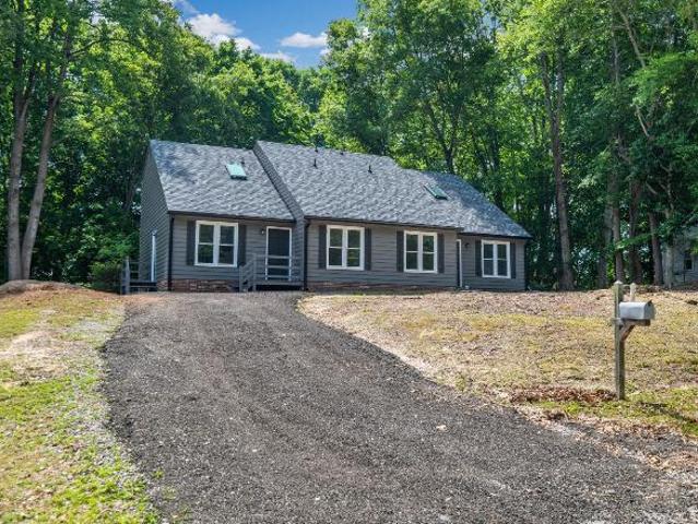 3 Br, 2 bath, Apartment 7311 John Elizabeth Place