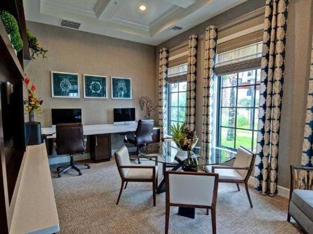3 Br, 2 bath, Apartment 8061 Red Jasper Ln