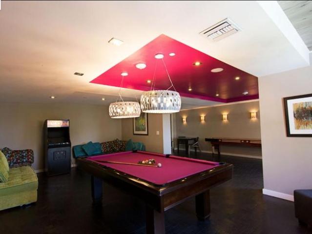 3 Br, 2 bath, Apartment 8250 SW 72nd Court