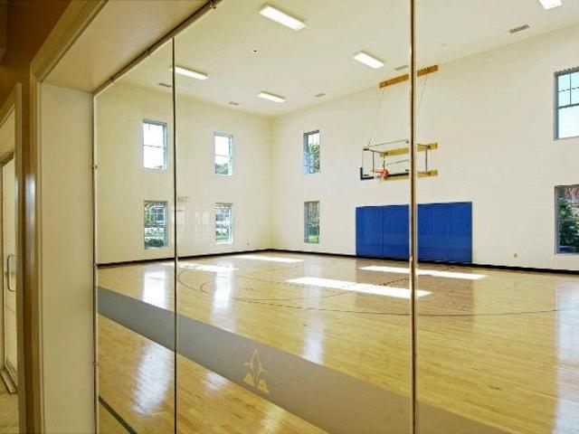 3 Br, 2 bath, Apartment 890 Hartford Turnpike