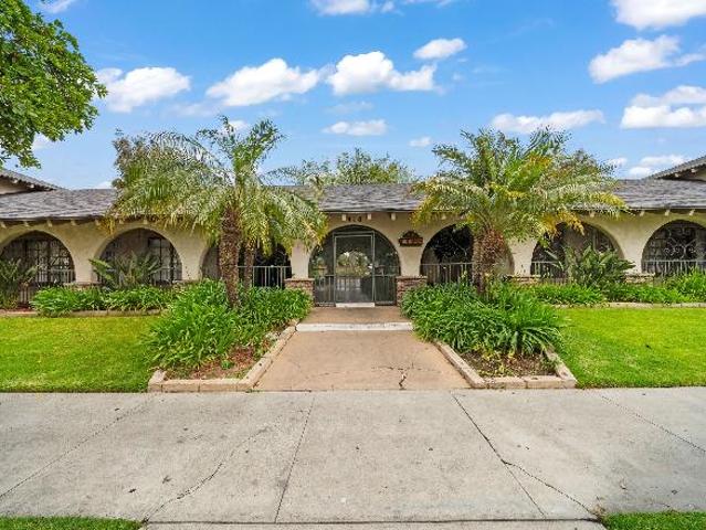 3 Br, 2 bath, Apartment 918 S Webster Ave