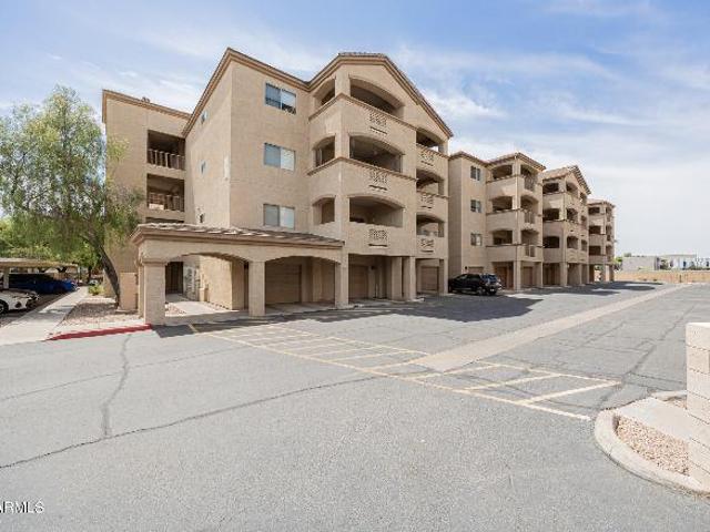 3 Br, 2 bath, Apartment 920 E Devonshire Avenue