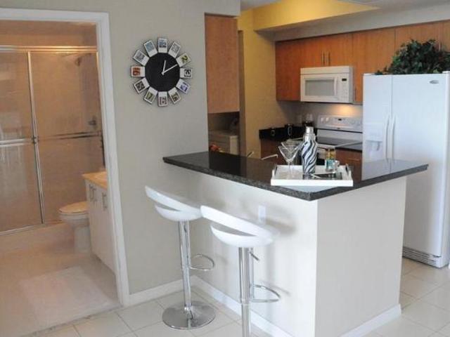 3 Br, 2 bath, Apartment 9357 SW 77th Avenue