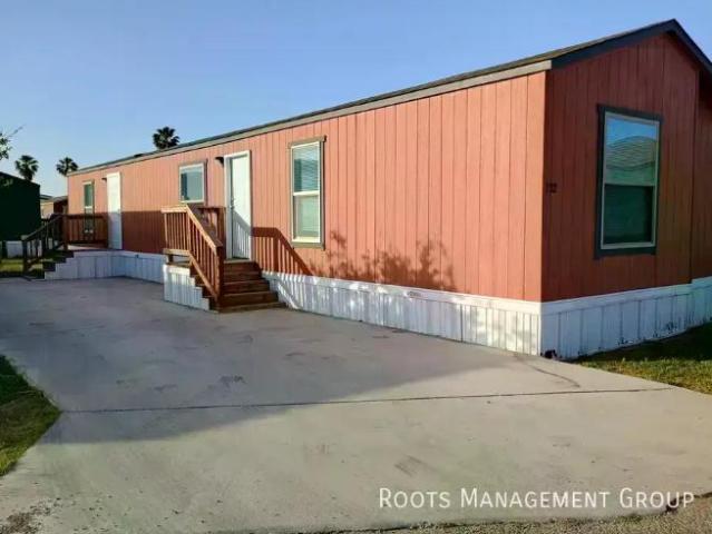 3 Br, 2 bath, Condo 400 Fm 3168 Lot