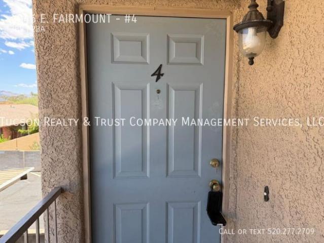 3 Br, 2 bath, Condo 4046 E Fairmount