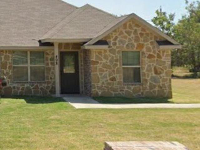 3 Br, 2 bath, Condo 408 Hayes St