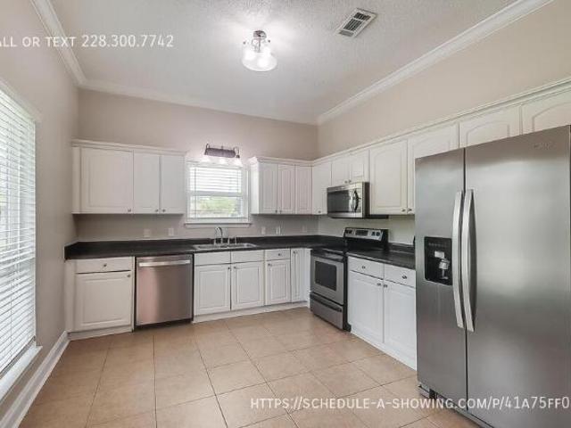 3 Br, 2 bath, Condo 410 Old Spanish Trl