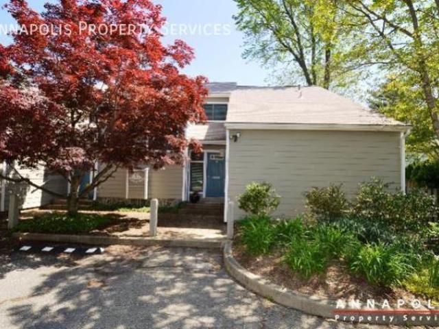 3 Br, 2 bath, Condo 419 Third St
