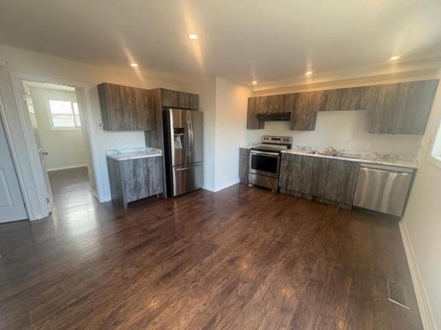 3 Br, 2 bath, Condo 427 Talbot St