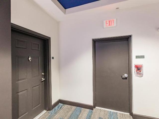 3 Br, 2 bath, Condo 440 Northeast 4th Avenue